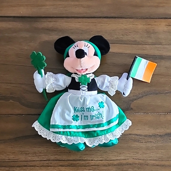Disney | Toys | Vintage Minnie Mouse Ireland Epcot Stuffed Doll | Poshmark